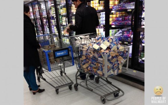 20 Bizarre People Spotted at Walmart