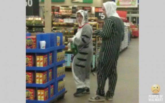 20 Bizarre People Spotted at Walmart