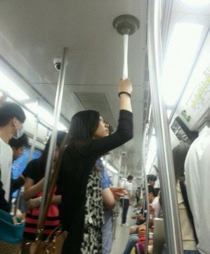 25 Weird Things Spotted on the Subway