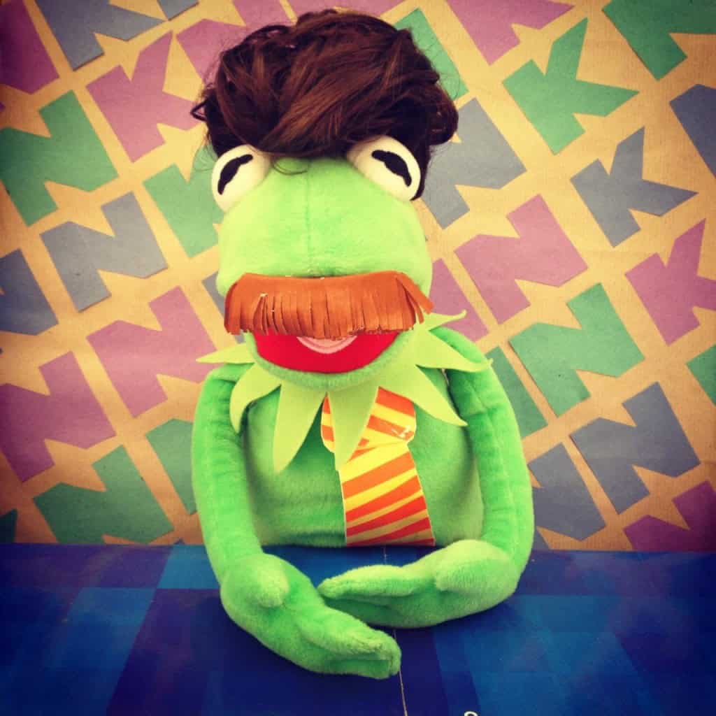 Kermit the Frog Dresses Up as Classic Movie Characters (8 Pics)