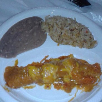 Sad Meals for One (15 Pics)