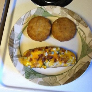 Sad Meals for One (15 Pics)