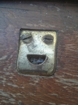 21 Faces Found on Inanimate Objects