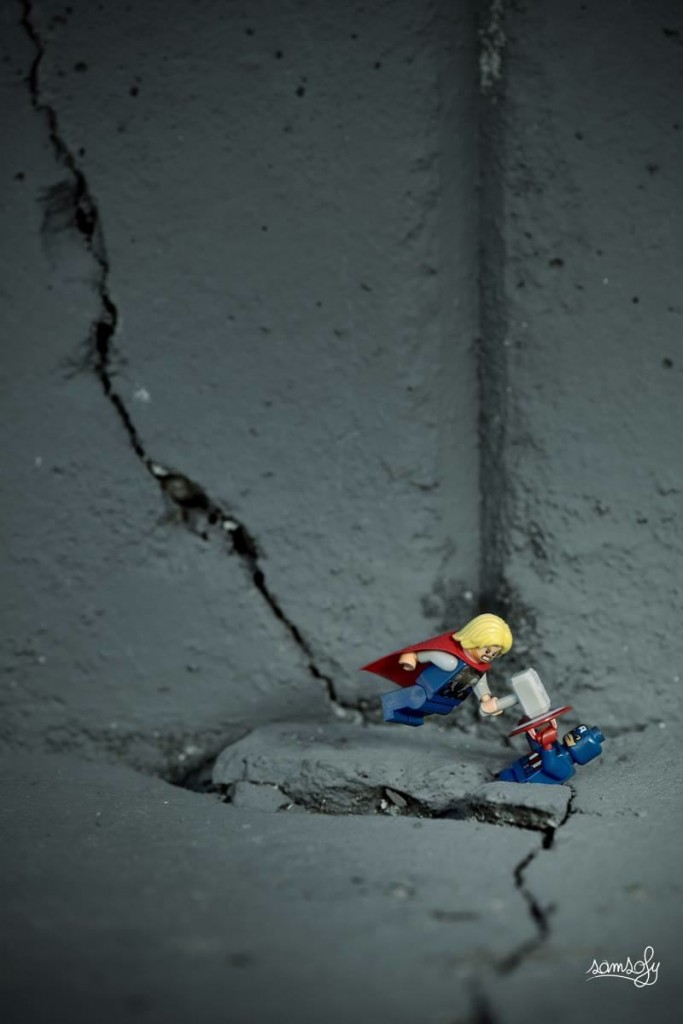 Photographer Creates Clever Miniature LEGO Scenes (21 Pics)