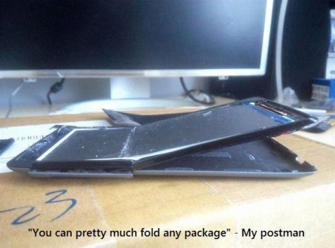 The Highs and Lows of Receiving a Package in the Mail (21 Pics)