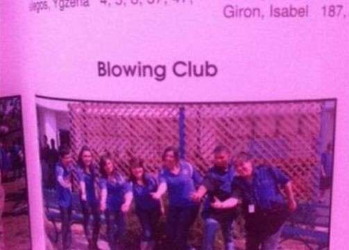 20 Funny and Awkward Group Photos