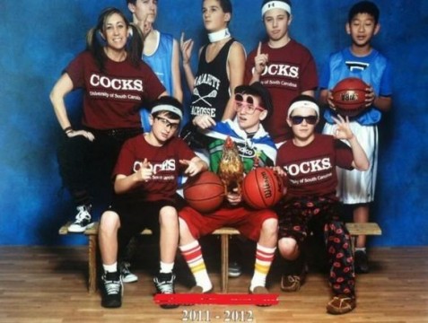 20 Funny and Awkward Group Photos