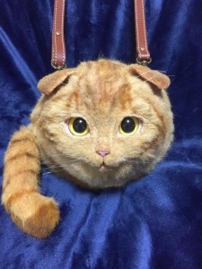 These Extremely Realistic Cat Purses Are the Perfect Place to Keep Your ...