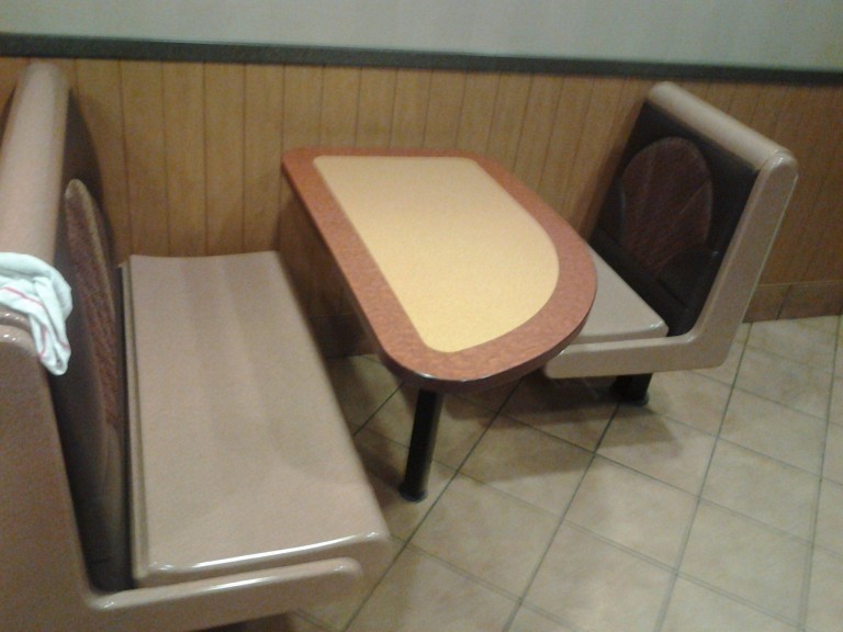 20 Pictures That Perfectly Sum Up the Third-Wheel Lifestyle