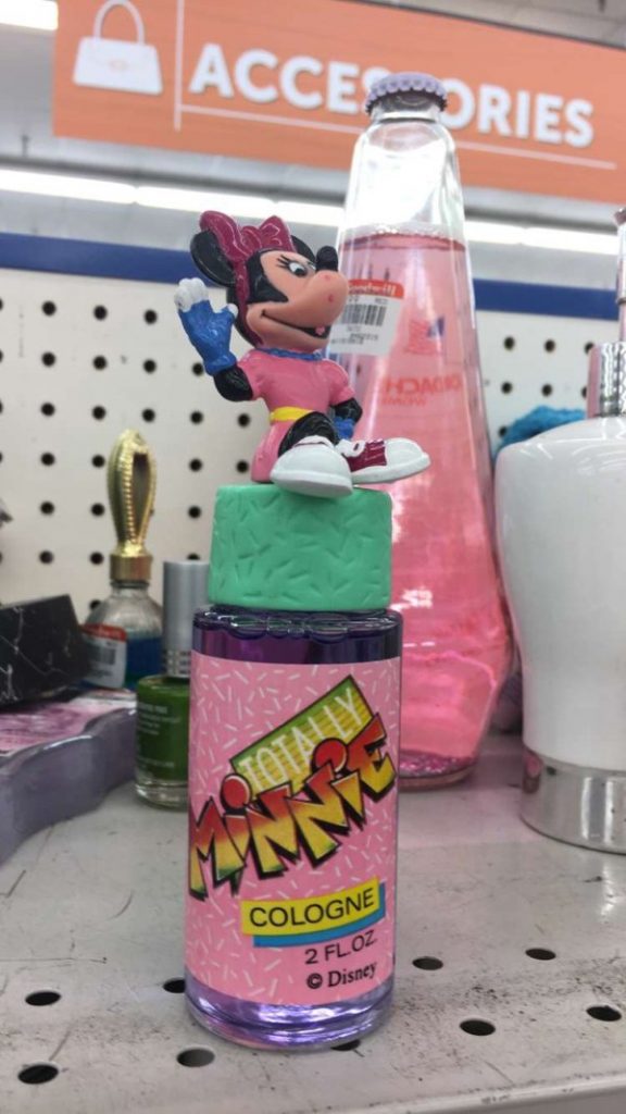 21 Ridiculous Thrift Store Finds