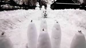 32 Crazy, Weird, Funny Snowmen