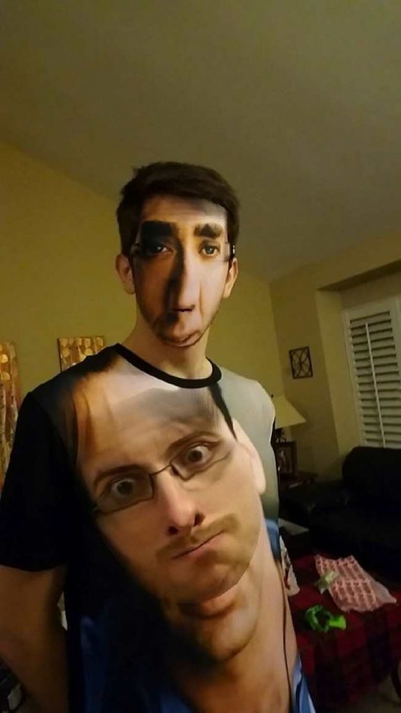 19 Horrifying Face Swaps