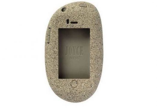 14 Insanely Bad Phone Cases