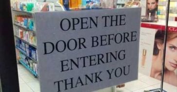23 Unfortunate Signs That Are Doing More Harm Than Good