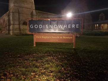 23 Unfortunate Signs That Are Doing More Harm Than Good