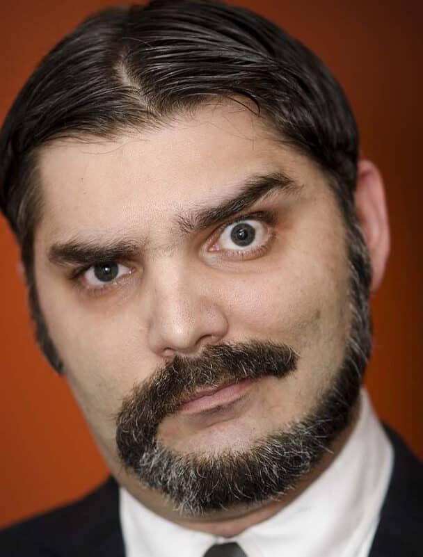 “Monkey Tail” Beards Are The Latest Male Facial Hair Trend That Needs ...