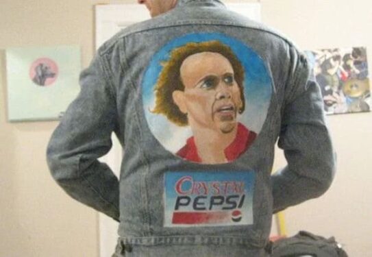 Just Because You Can Fit Into It Doesn’t Mean You Should Wear It (27 ...