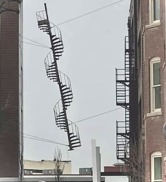 Stairs Shouldn't Have A Difficulty Ranking This High (25 Needlessly ...