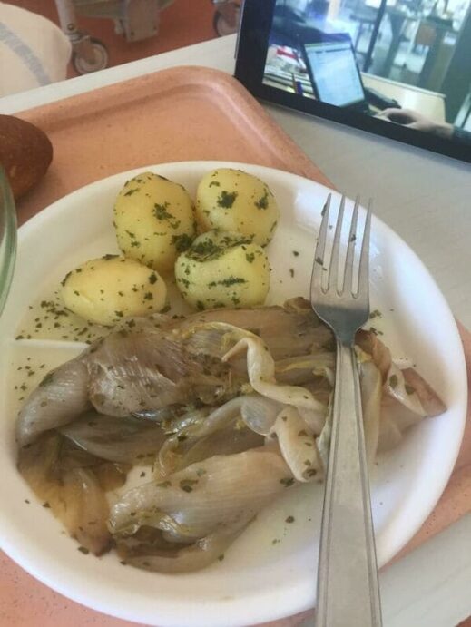 Patients Are Sharing The Worst Hospital Food They've Been Served (65 Pics)