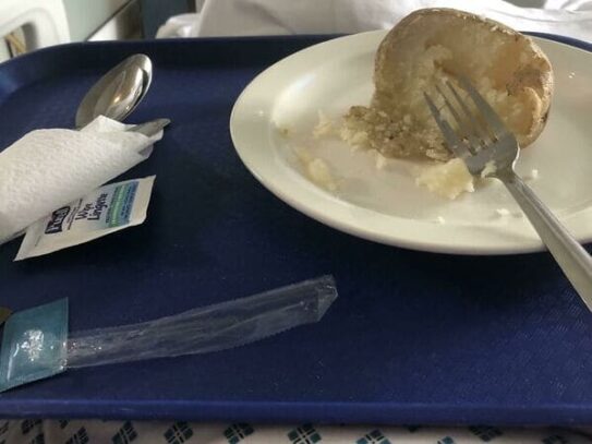 Patients Are Sharing The Worst Hospital Food They've Been Served (65 Pics)