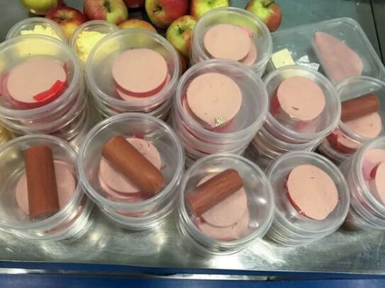 Patients Are Sharing The Worst Hospital Food They've Been Served (65 Pics)