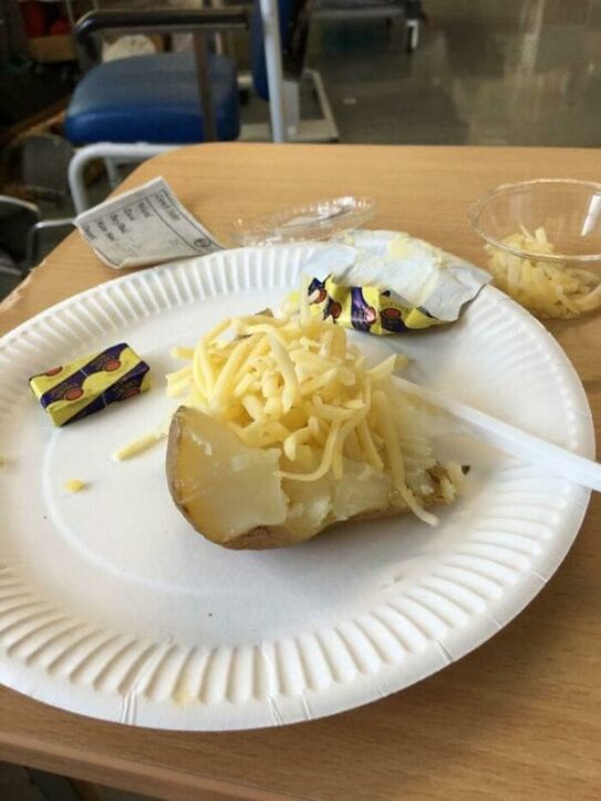 Patients Are Sharing The Worst Hospital Food They've Been Served (65 Pics)