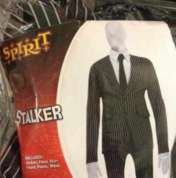 45 Shameful Knock-Off Halloween Costumes So Blatant It's Funny