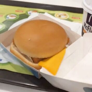 50 Hilarious McDonald's Fails From The "Unhappy Meals" Instagram