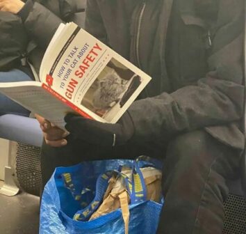 35 Funniest And Weirdest Things Ever Spotted On The Subway As Shared By ...