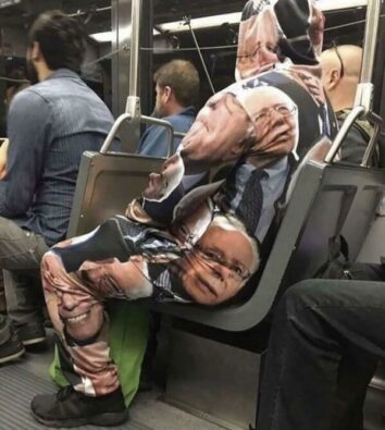 35 Funniest And Weirdest Things Ever Spotted On The Subway As Shared By ...