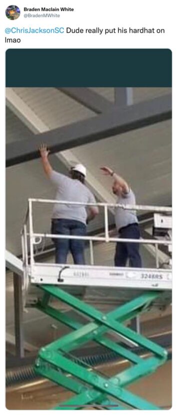 Twitter Hilariously Reacts To An OSHA Violating Swimming Pool Crane (22 ...