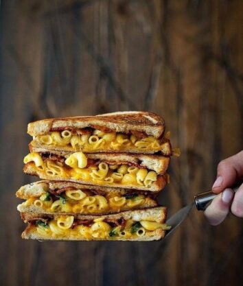 Just 20+ Memes & Pics For All Of The Mac & Cheese Lovers Out There