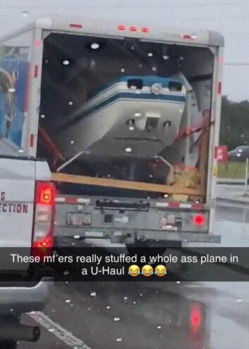Still Cracking » Daily Dose Of Humor15 incredibly Hilarious Uhaul Fails ...