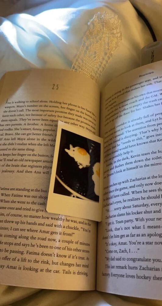 Readers Are Sharing "Forgotten Bookmarks" They Discovered In Used Books ...