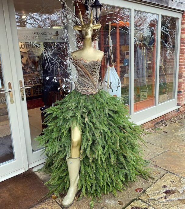30 Employees Who Are Decorating Their Workplaces With Hilariously ...