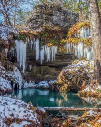 45 Crazy Pictures Of The Freezing Cold That Prove Winter Is A Force To ...