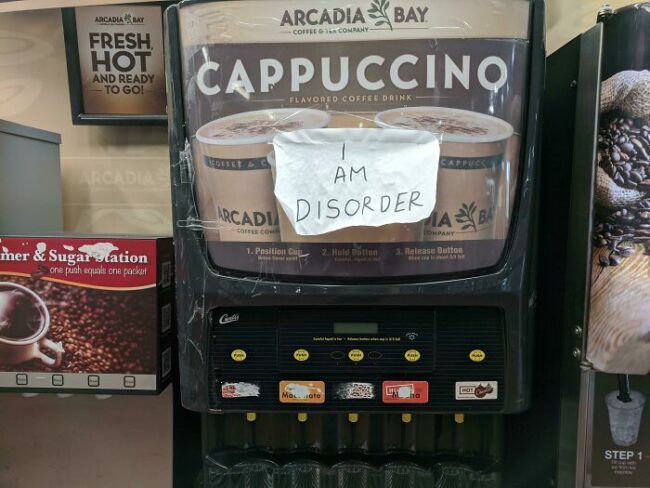 25 Poorly Translated Signs People Encountered During Their Travels
