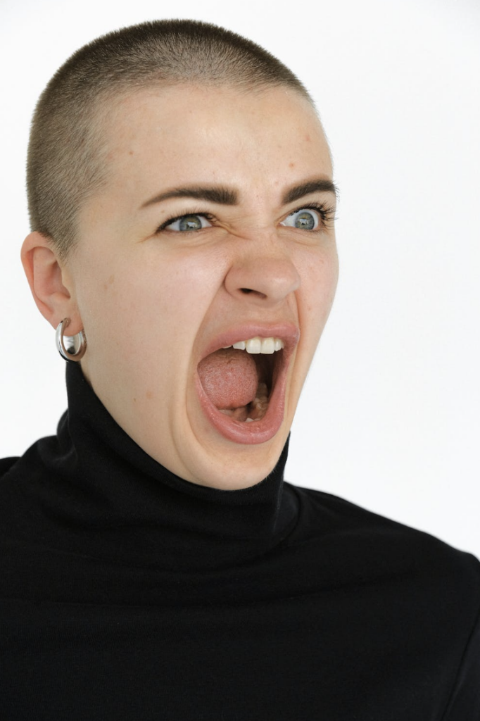 'I Saw You Help That Girl!' — Manager Gets Chewed Out By A Karen At A ...