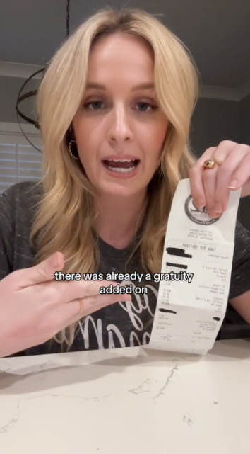 Customer Says This Restaurant Charged Her An Automatic Gratuity On Her ...