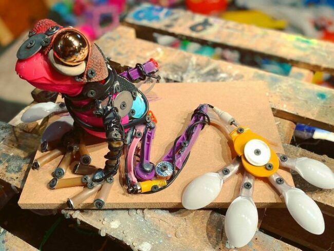 20 Examples Of Brilliantly 'Unusual Art" People Shared In This ...