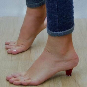 50 Funny AI Art Fails That Prove We’re Safe From Robot Artists (For Now)