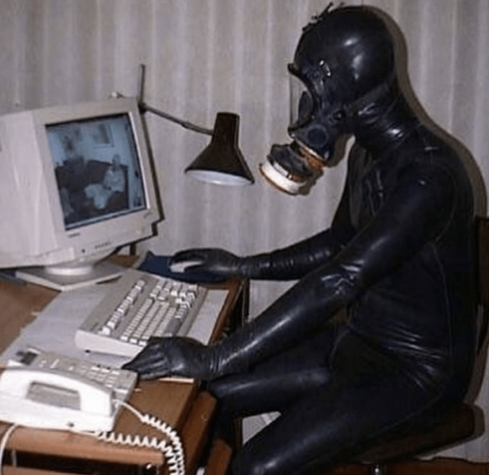 "You Need To Touch Some Grass" — 20+ Cursed Gamer Setup Memes From The ...