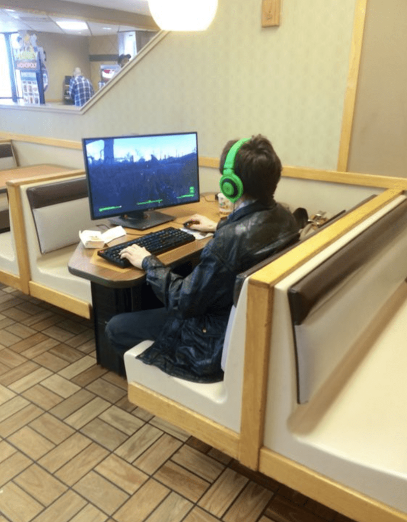 "You Need To Touch Some Grass" — 20+ Cursed Gamer Setup Memes From The ...