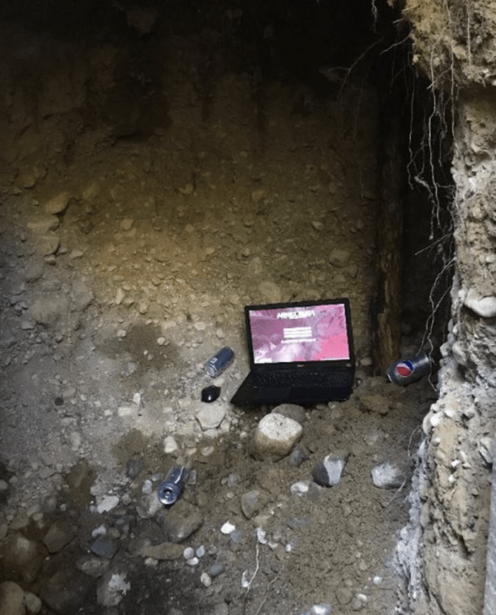 "You Need To Touch Some Grass" — 20+ Cursed Gamer Setup Memes From The ...