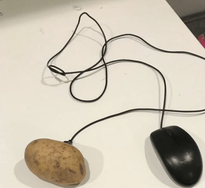 "You Need To Touch Some Grass" — 20+ Cursed Gamer Setup Memes From The ...