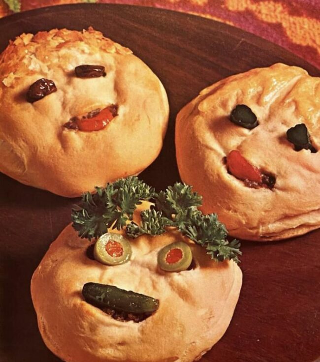 40 Real And Disgusting Vintage Food Recipes People Are Sharing In This ...