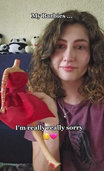 Barbie-Inspired Trend Has People Sharing "Weird Barbies" And Here Are ...