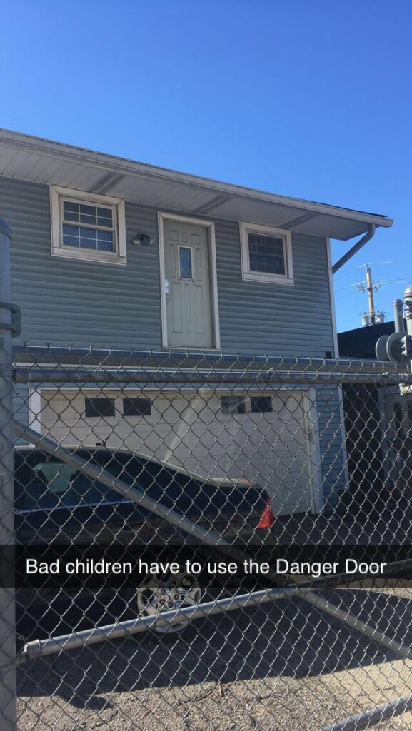 40 Hilariously Cringe Architecture And Home Decor Decisions That Are ...