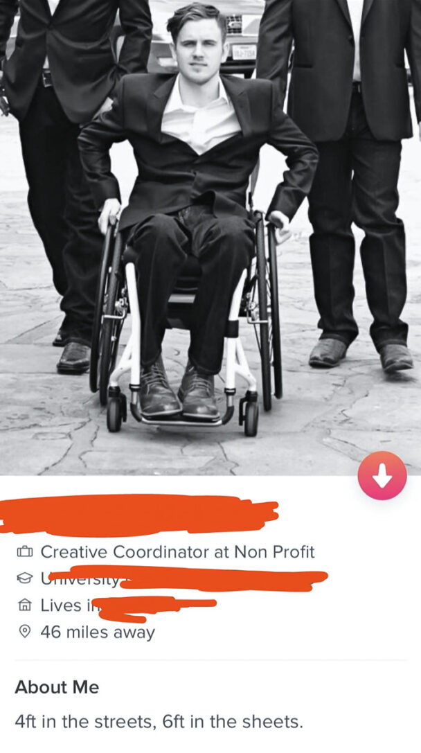 40 Hilarious Tinder Profiles That Prove If You Keep Swiping You'll Find ...