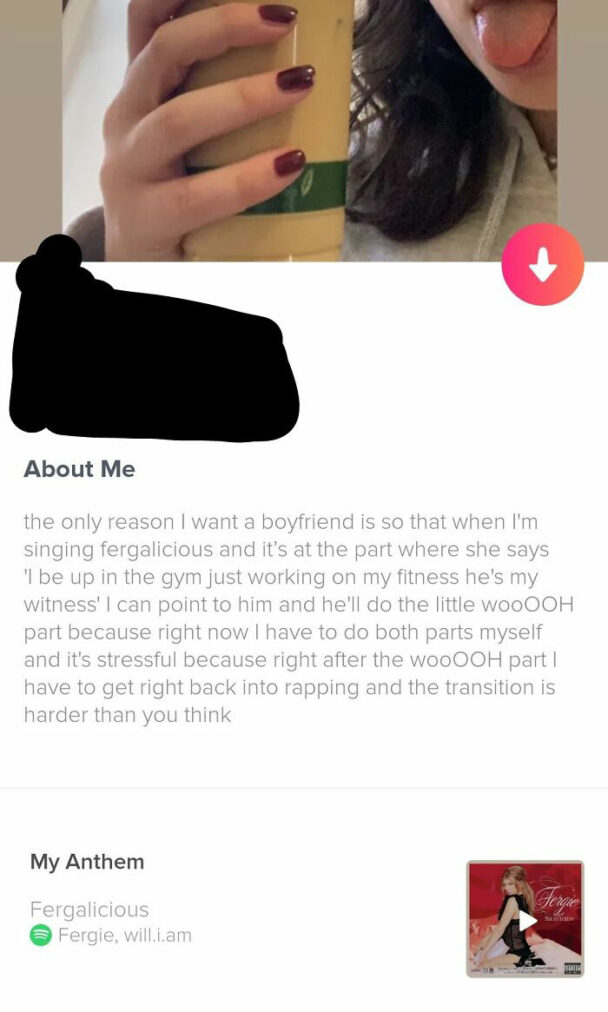 40 Hilarious Tinder Profiles That Prove If You Keep Swiping You'll Find ...